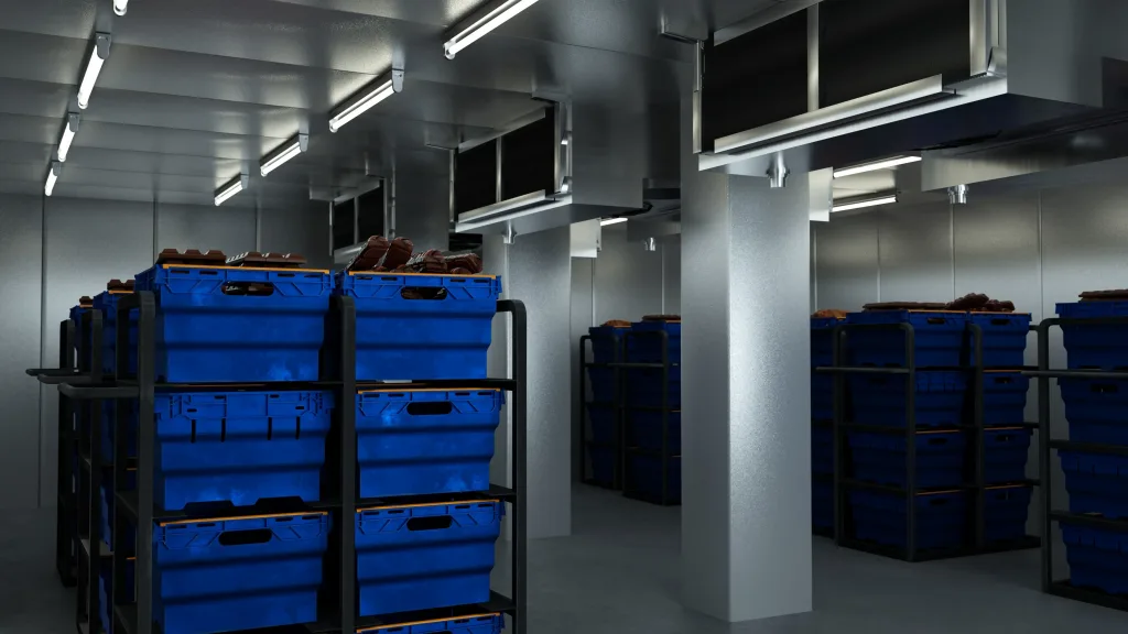 Walk in fridge used as processing room for meat/pork/chicken | Cryo ...